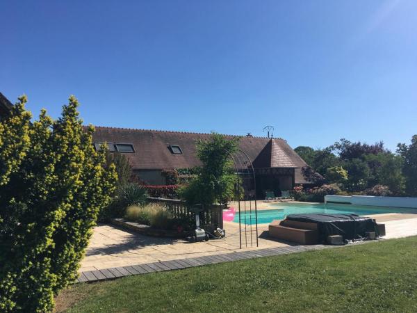 Villa Avec Piscine Chauffée Et Jardin Près De Moulins - Fr-1-489-356 - Moulins