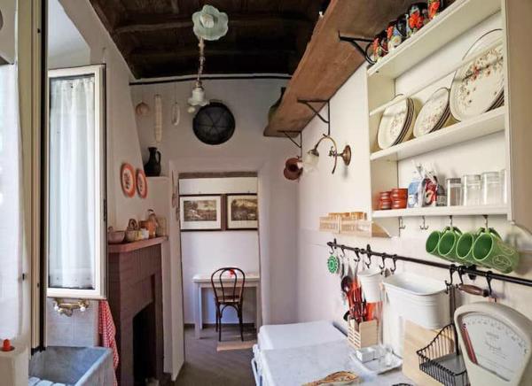Biancofiore Alloggio Turistico - Capodimonte