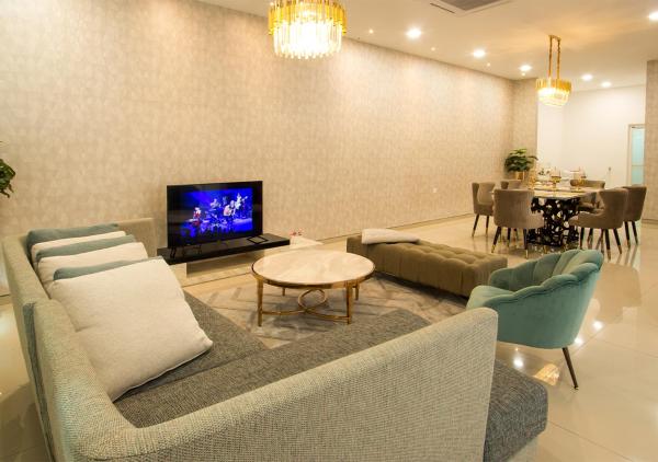 L.o.v.e Suite - Batu Pahat