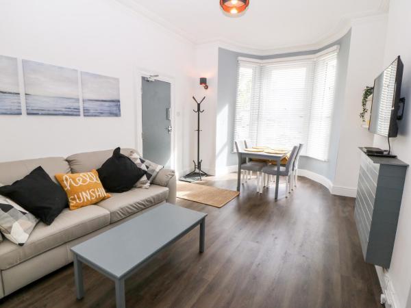 Rothlea Flat 1 - Pwllheli