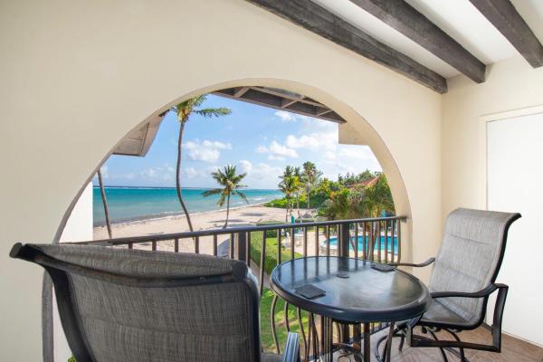 Beach Living At Sunrise To Sunset Villa - West Bay