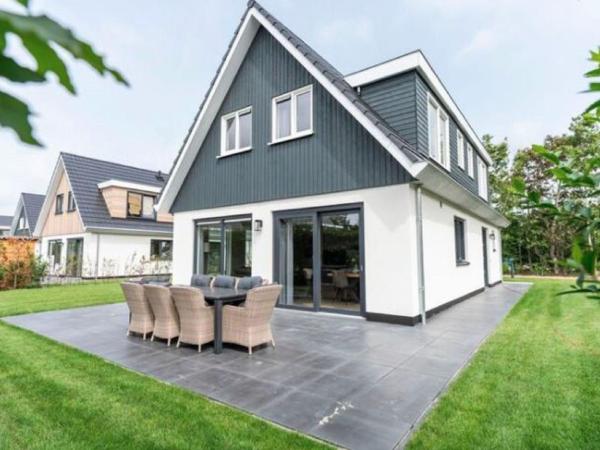 Lovely Holiday Home In De Koog Texel With Garden - Texel
