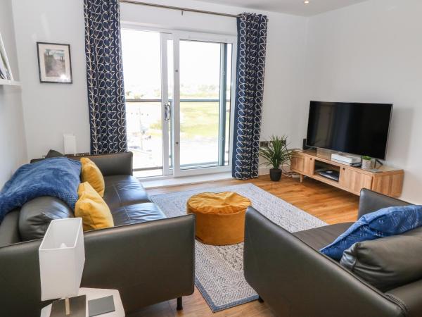 Beach Apartment 9 - Holyhead