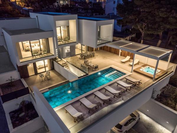 Villa Bava With 4 En-suite Bedrooms, Heated 33 Sqm Pool - Omiš