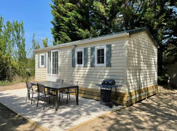 Logement 2 Chambres Avec Jacuzzi Sur Terrain En Pleine Nature - Tarascon