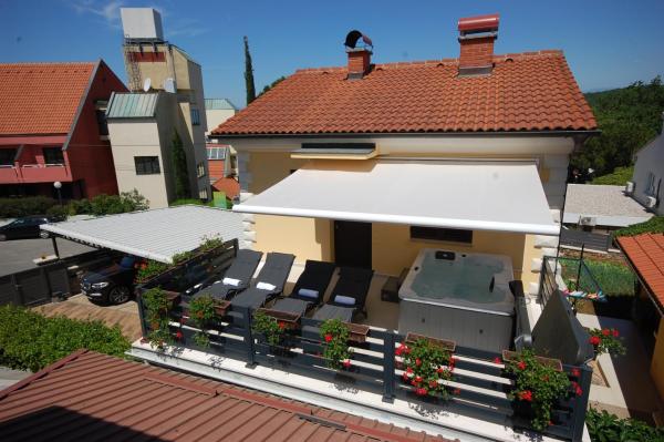 Apartment Poljak Njivice By El-pi Tours - Njivice