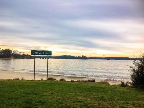 Caseys Beach Holiday Park - Batemans Bay