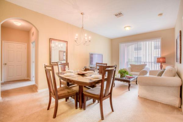 Lovely Vista Cay Resort Condo, Near Clubhousepool - Aquatica Orlando, Kissimmee