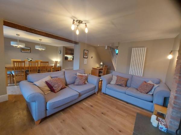 Luxurious 4 Bedroom Cottage In The Yorkshire Dales - Hawes
