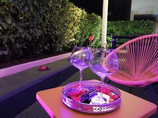Romantisme Et Glamour 2 Avec Spa , Clim Et Jardin - Dijon