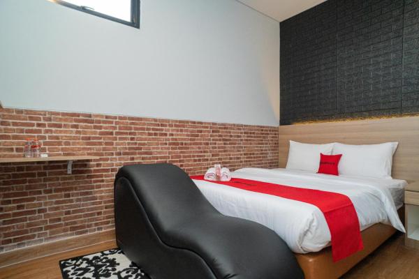 Reddoorz At Golden Averis Cibuluh Bogor - Indonesia