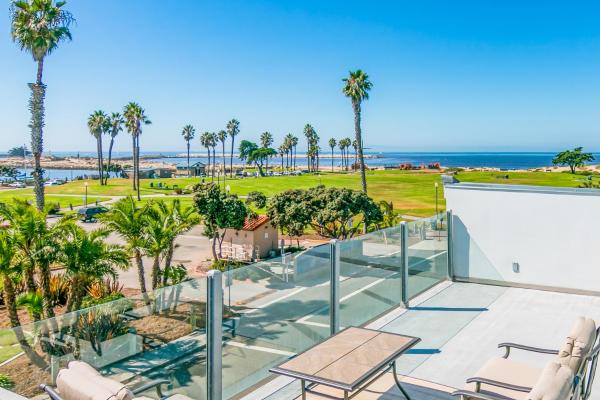 Pierpont Gem - Ventura, CA