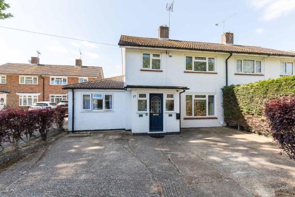 Findon House- Spacious 3br, Contractor, Relocations Friendly,10mins From Gatwick Airport, Free Parking, Wifi, Garden - Crawley