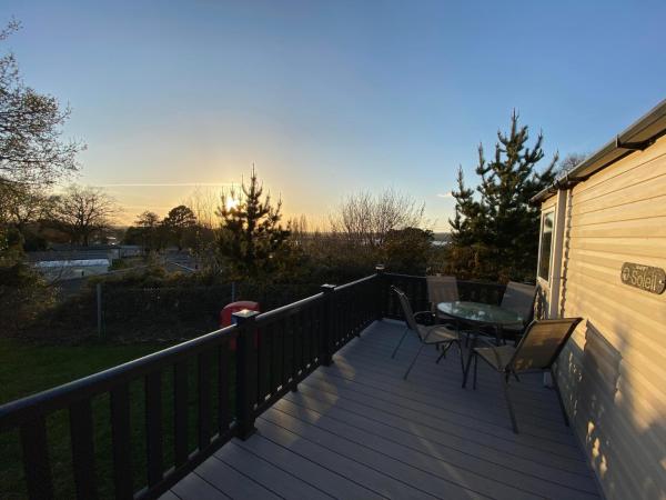 Rockley Park Private Caravan Apartment - Swanage