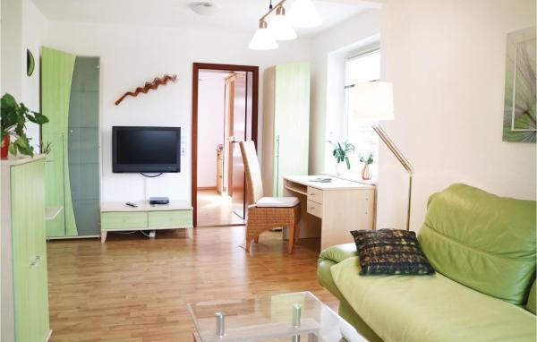 1 Bedroom Nice Apartment In Börgerende - Hohenfelde