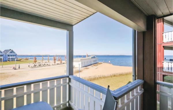 1 Bedroom Lovely Apartment In Rechlin - Rechlin