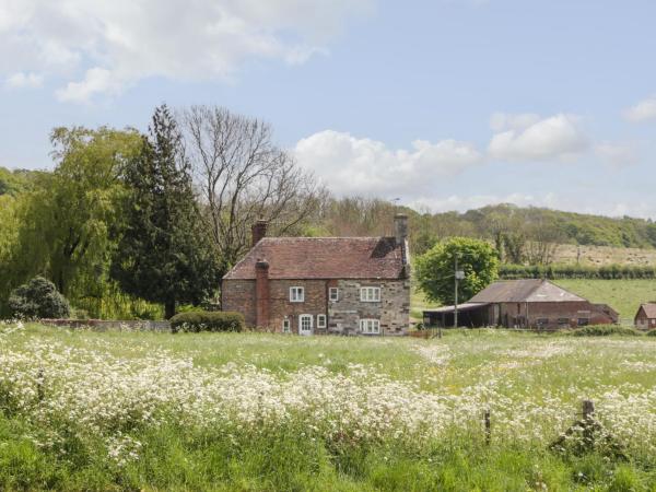 2 Court Farm - Wareham