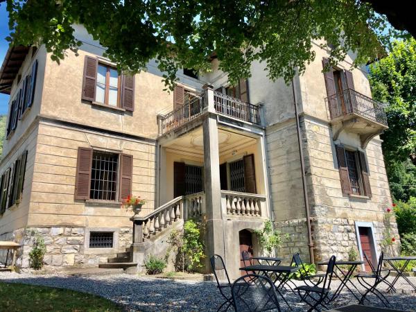 Villa Il Maiale Bianco Bed & Breakfast - Lake Como