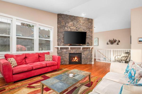 Pacific Star - Lincoln City, OR