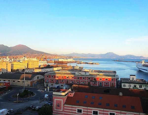 Marina Sky 8 - Naples