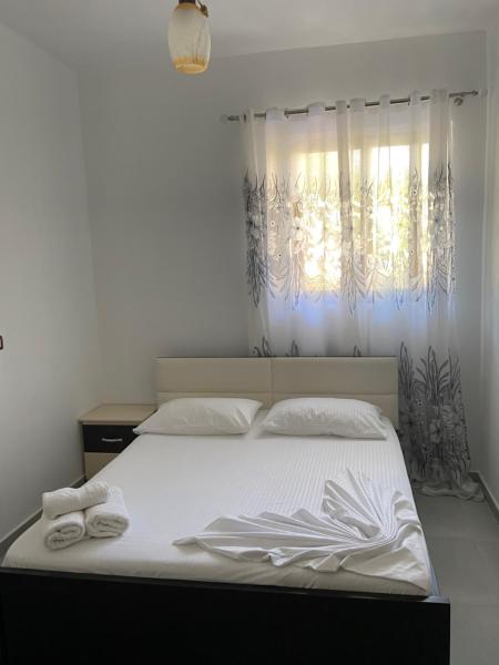 Kreshnik Apartments - Kassiopi
