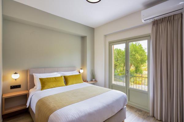 Dandelion Apartments - Chania