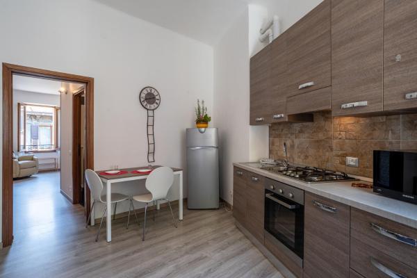 Como Renovated Apartment - Como