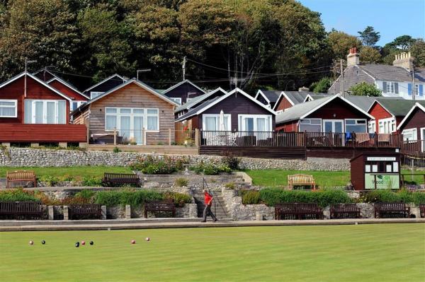 8 Bowling Green Chalets - Lyme Regis