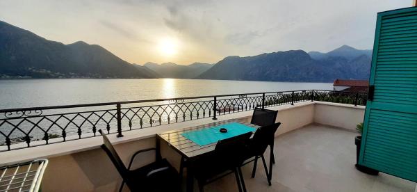 Apartments Boka Blue Dobrota Kotor - Kotor
