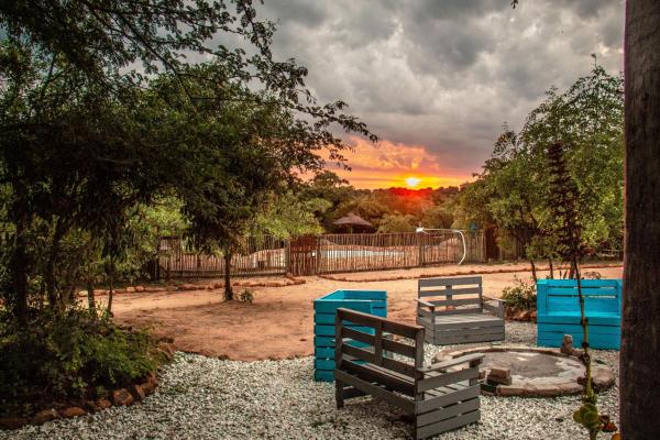 Shik Shack Backpackers - Acornhoek