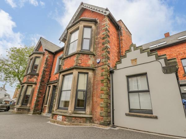 Railway House - Scarborough