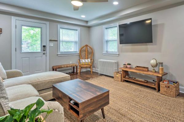 Takoma Park Apt With Wood Fire Pit Less Than 8 Mi To Dc - Rockville, MD