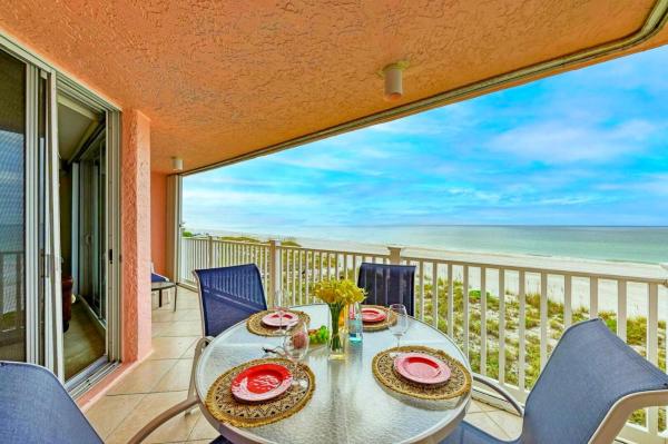 Endless Summer: Gulf Front, Pool, Views By Anna Maria Life Vacation Rentals - Longboat Key, FL