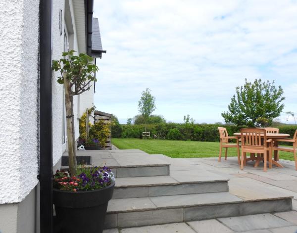 Meadow Cottage - Northern Ireland