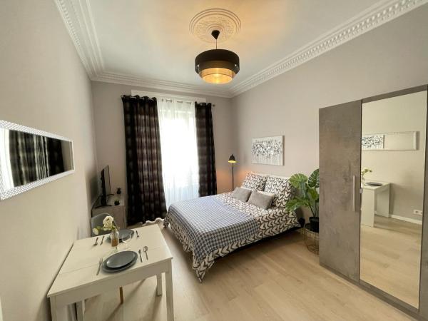 Nice Renting - Buffa - Cosy Studio Fully Equipped - Beach & Negresco - ibis budget Nice Californie Lenval
