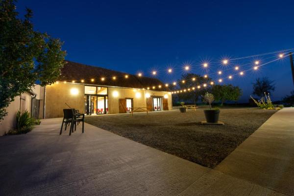 Gite De La Gandonnière - Au Pied Du Circuit Des 24hr, Pour 10 à 31 Personnes - Le Mans