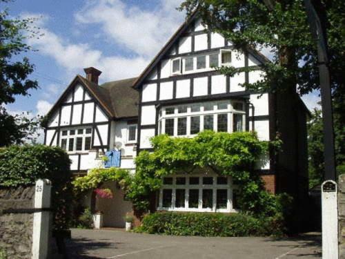 The Dial House Guest House - Buckinghamshire