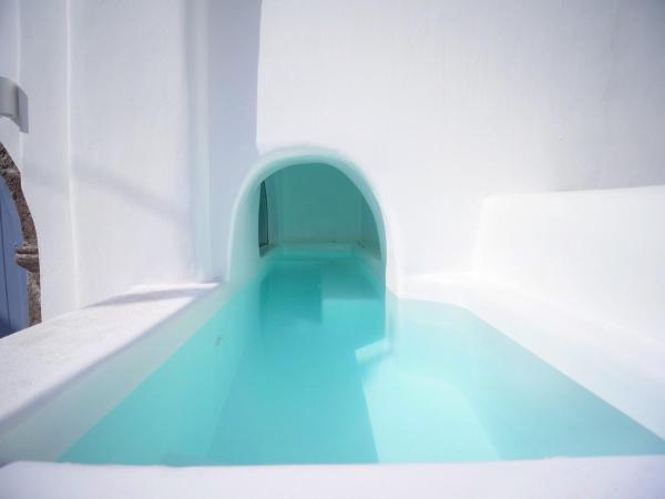 Oinos Luxury Suites - Oia