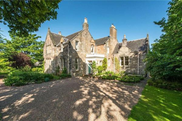 Luxury 5-bed Villa - Winfields House - Gullane