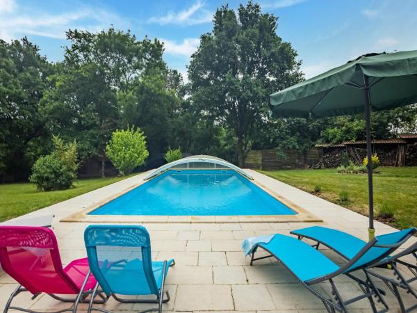 Holiday Home With Roofed Swimming Pool - Villeneuve-sur-Lot