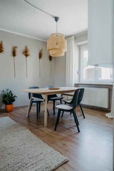 Haus Mörbisch - Großes Familienapartment Mit Ruhigem Innenhof Am Neusiedler See - Sopron