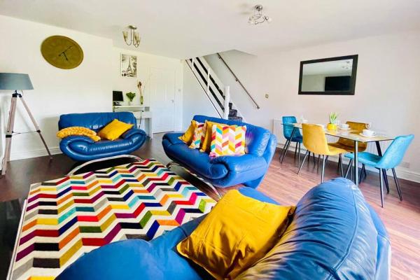Mayfair Place - Cosy 3 Bedroom House With Free Parking - Birmingham