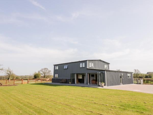 Phoenix House - Upton upon Severn