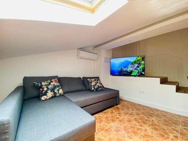 Apartamento Turistico Atico La Taberna - Arenas de San Pedro