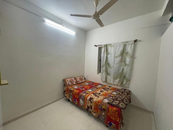 Shree Sadguru Krupa Yatri Niwas - Kolhapur