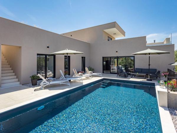 Villa Altalune By Interhome - Novigrad