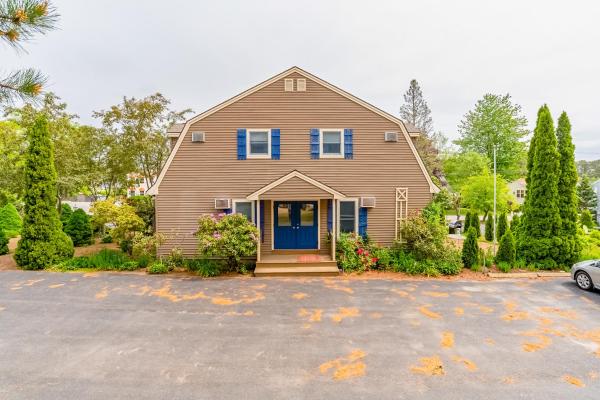 Beach Plum Townhouse - Ogunquit Beach, ME