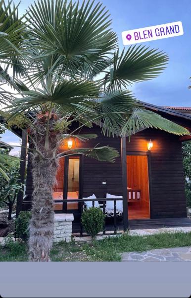 Blen Grand - Distrito de Berat