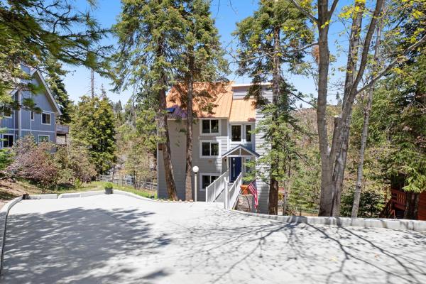 Timber Top Retreat - Lake Arrowhead, CA