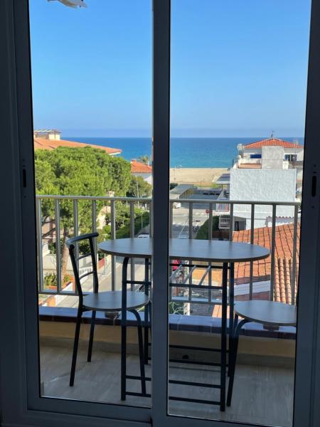Acogedor Estudio En La Playa, Con Vistas Al Mar, Y Piscina Comunitaria - Catalogne